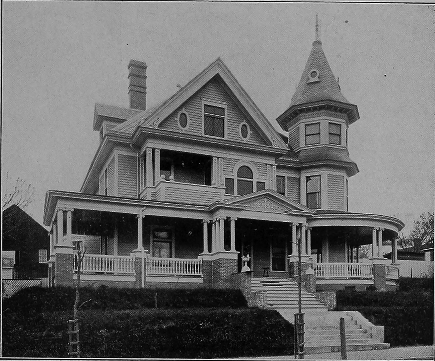 412 S. MANGUM (MCMANNEN) ST. - CARRINGTON HOUSE | Open Durham